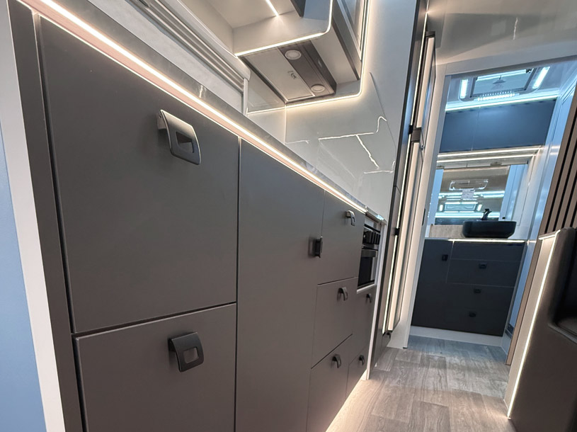 Sunland PHOENIX Off-Road Luxury Caravan